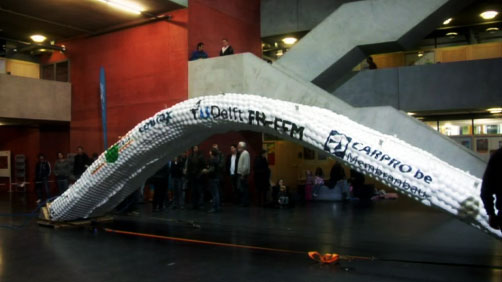 The vacuum bridge | facadeworld