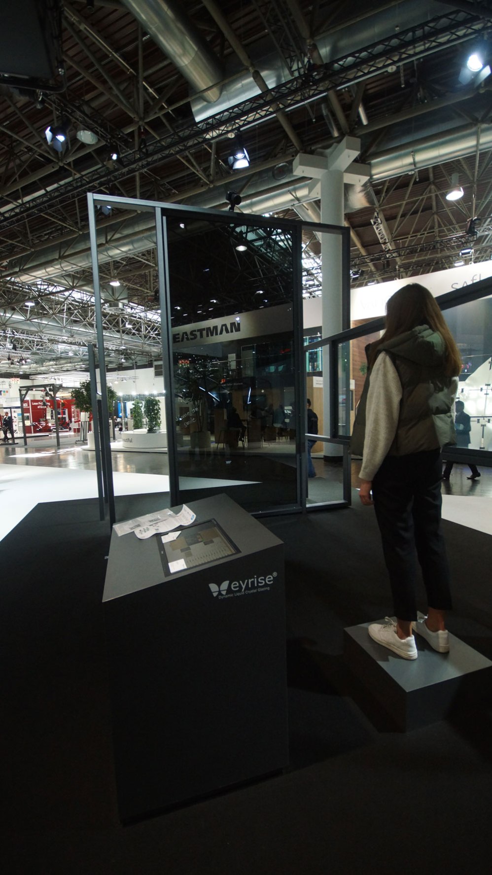 Interactive Facade with Eyrise® | facadeworld